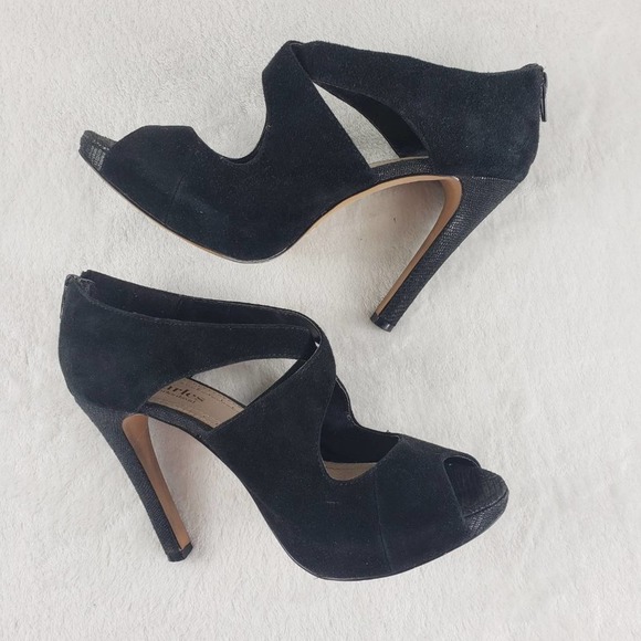 Charles David | Shoes | Charles David Black Suede Snakeskin Accent ...